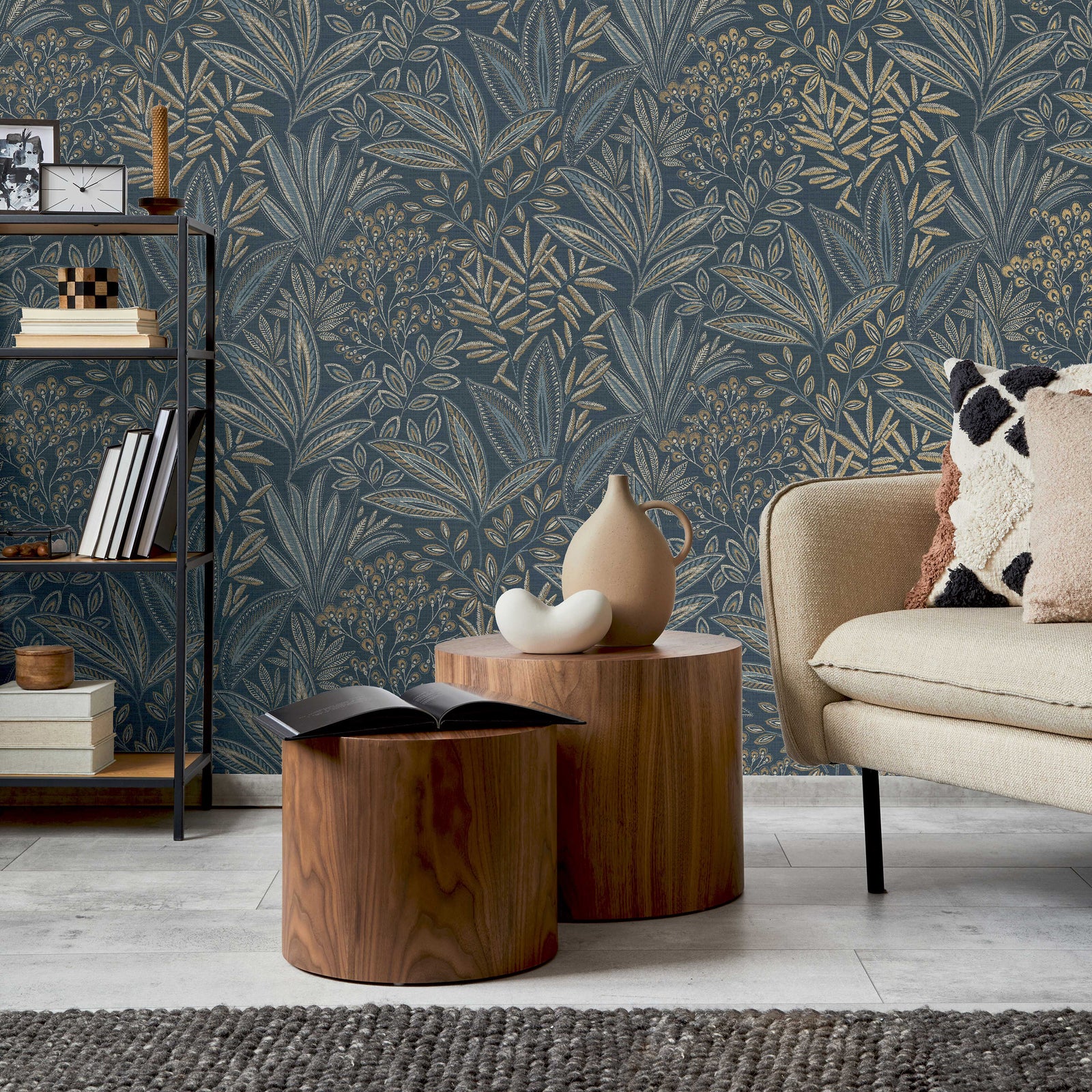 Sahara Leaf Fern Navy Wallpaper | Fern Patterned Wallpaper | M1784 ...
